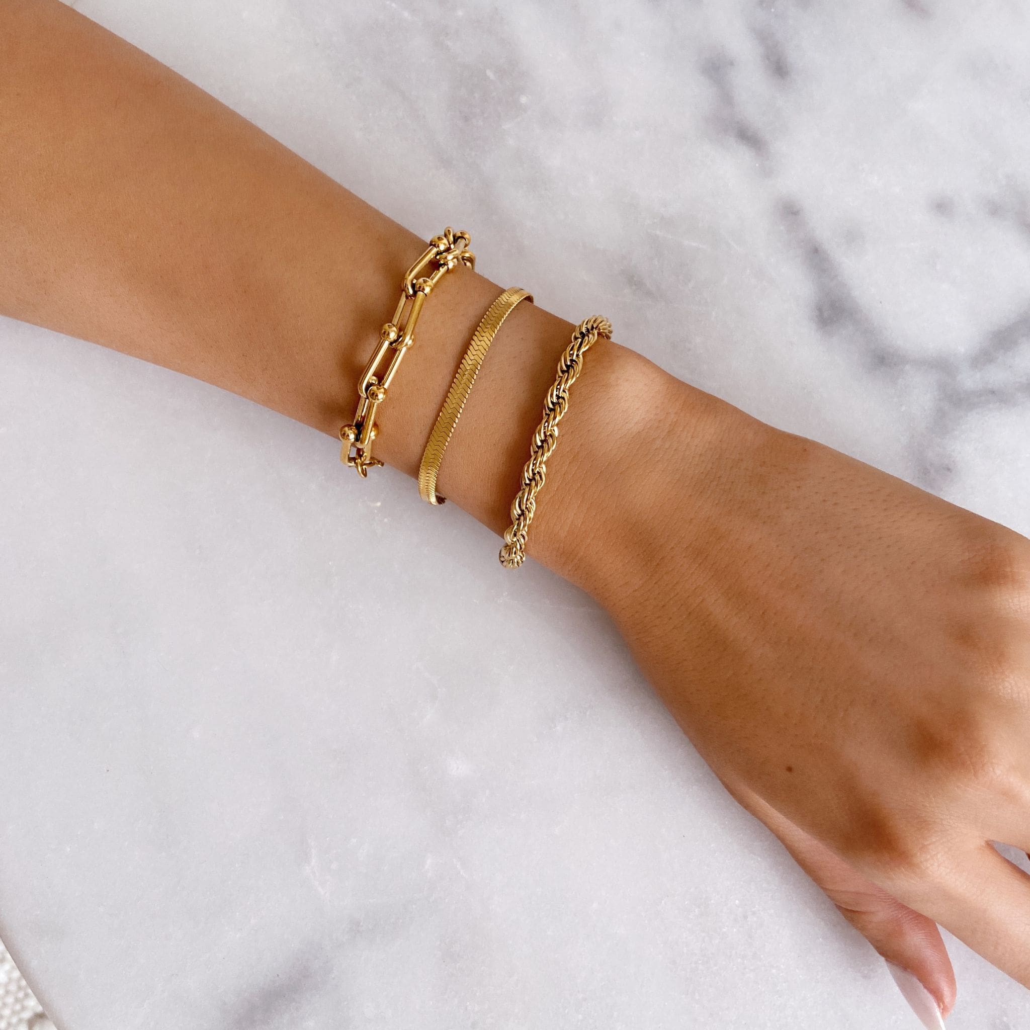 Hera Bracelet Stack - Set of 2 Gorgeous Bracelets - 18K Gold plated – Au Revoir Les Filles